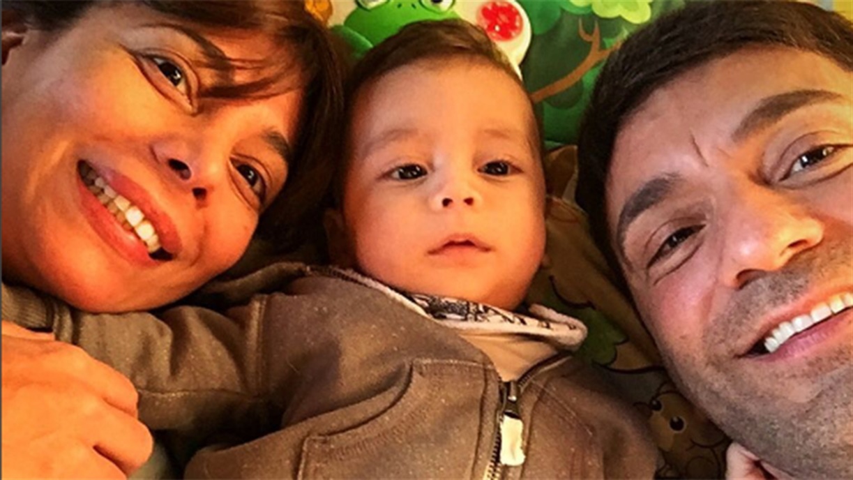 Ximena Capristo se mostró amamantando desnuda y generó polémica ... Ximena Capristo se mostró amamantando desnuda y generó polémica ...