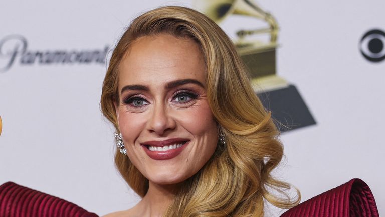 Adele se retira temporalmente de la música - Quality 90.5